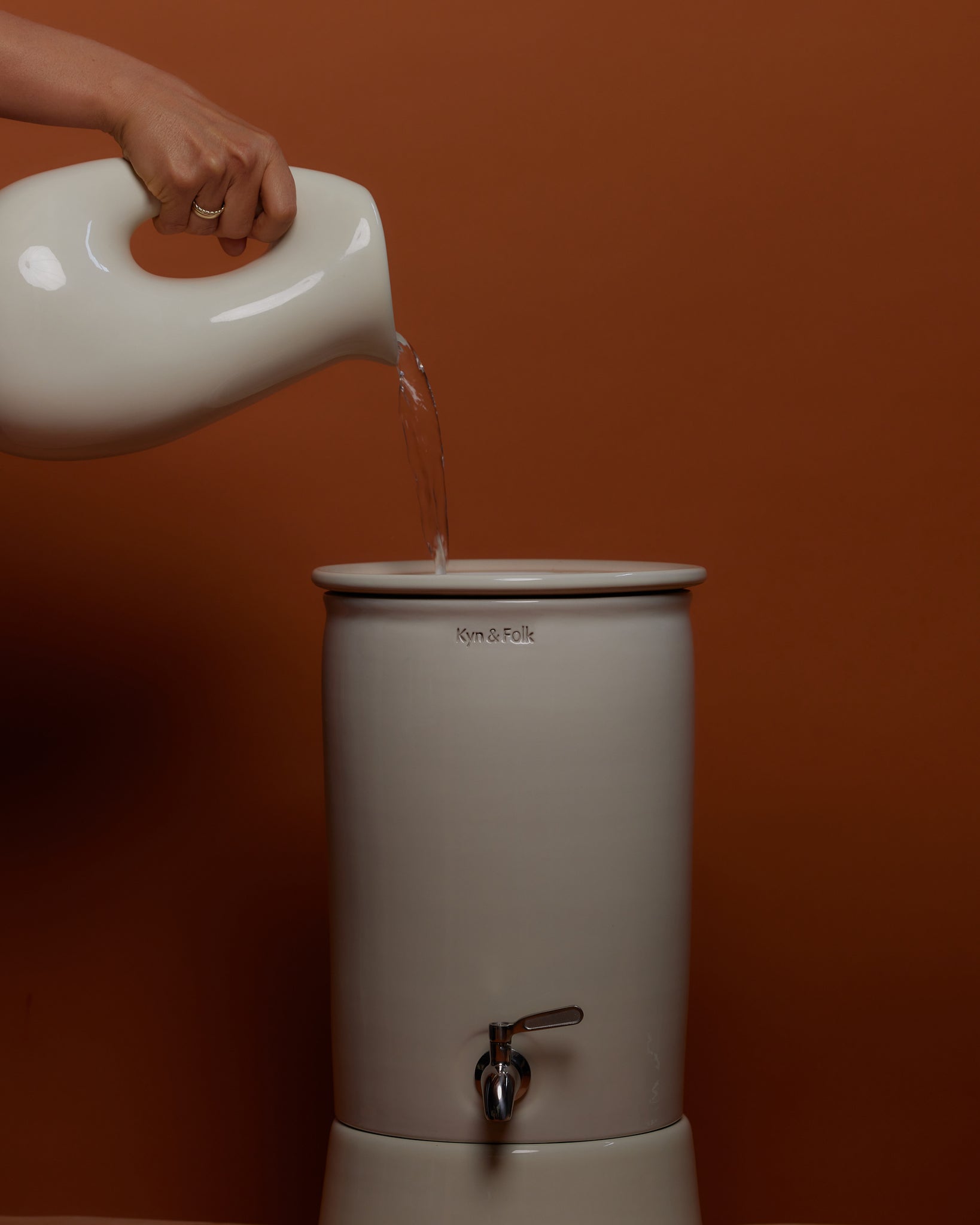 Benchtop Ceramic Water Filter - Dove– Kyn & Folk
